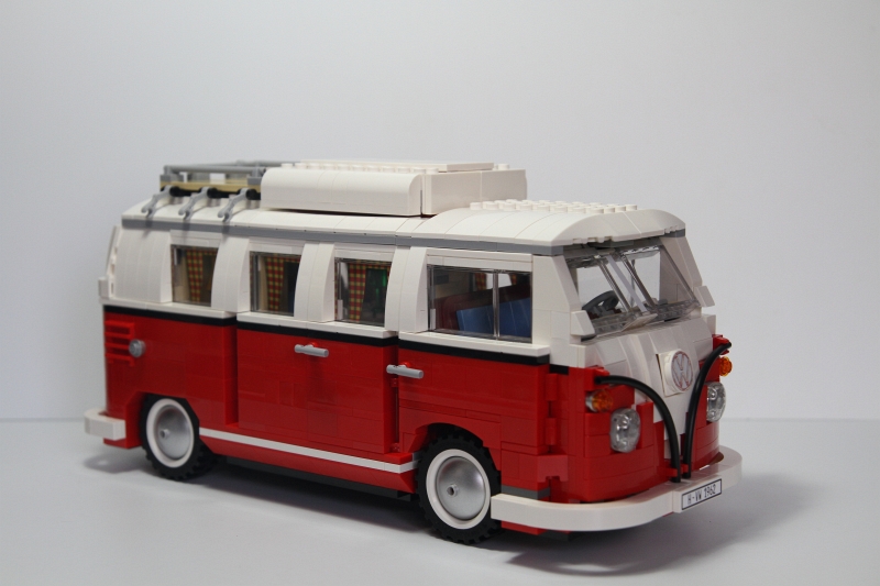 Boris Bricks: LEGO Exclusive #10220 Volkswagen T1 Camper Van Review