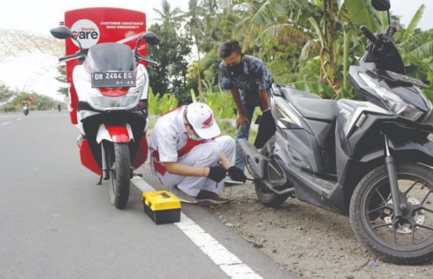 Cara Mudah Menghidupkan Motor Matic Yang Mogok | MASBRO7