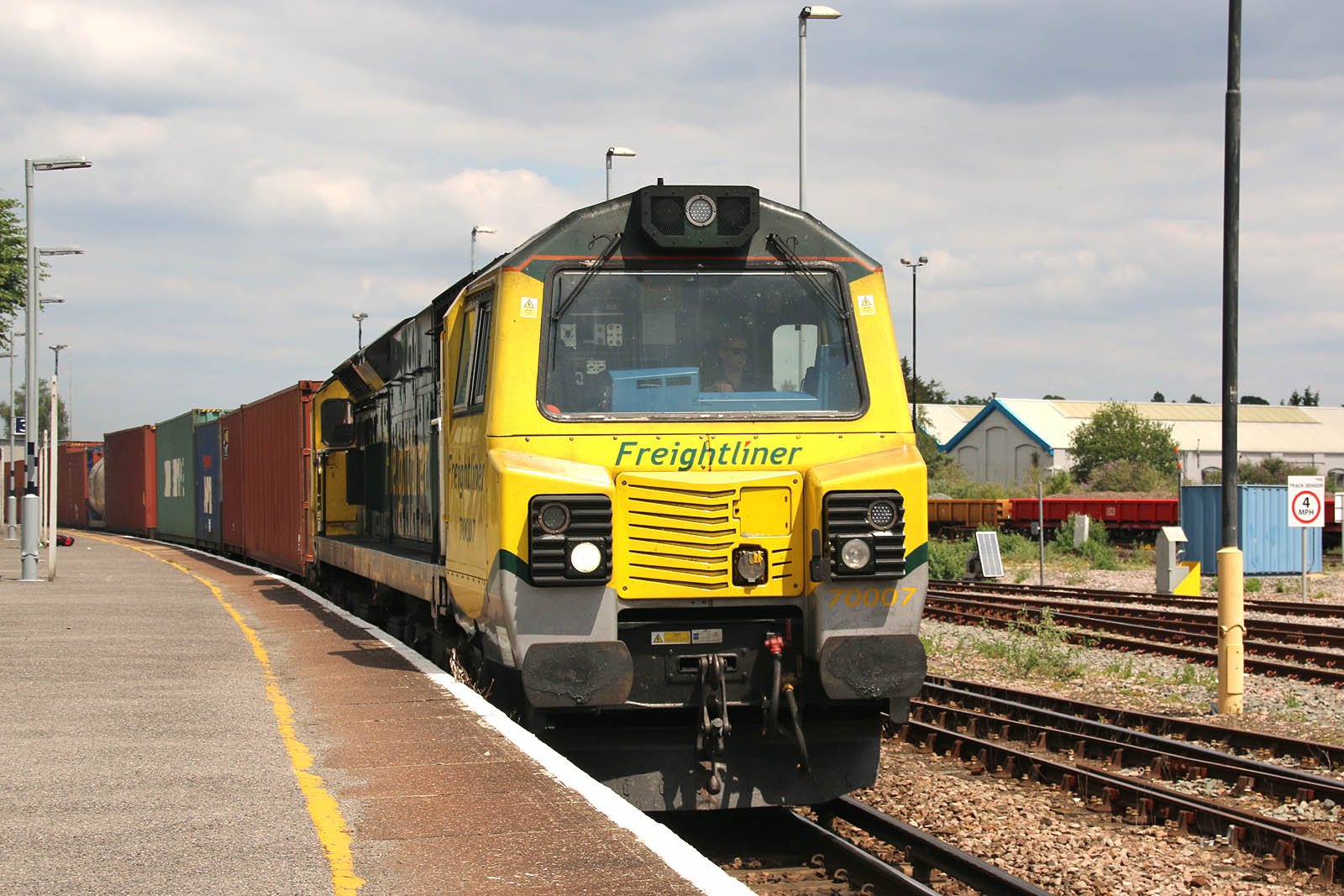 47s and other Classic Power at Southampton: Freightliner Class 70s at ...