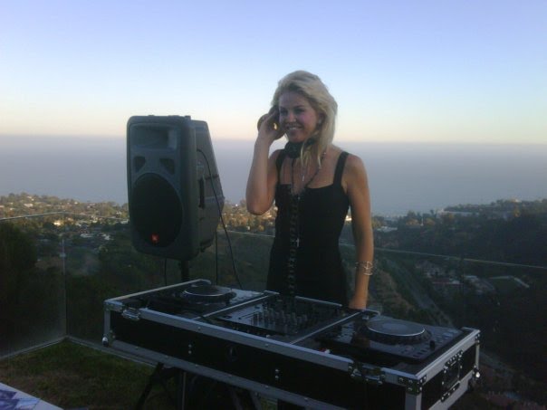 Jazz Station - Arnaldo DeSouteiro's Blog (Jazz, Bossa & Beyond): Sandra ...