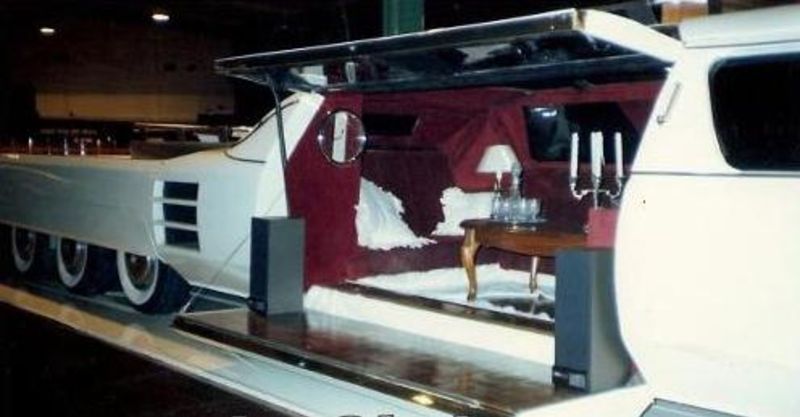American Dream Car: The World’s Longest Limo That Has a Jacuzzi and a ...