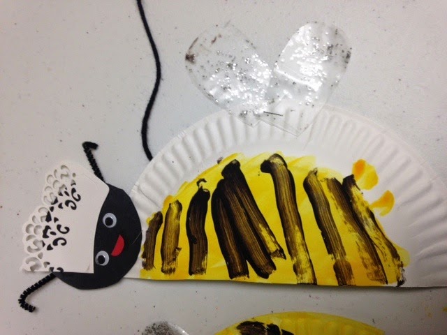 Beautiful Chaos: Preschool: Q is for Queen Bee