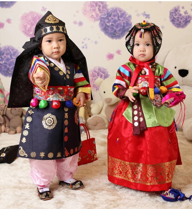 Anything: PAKAIAN TRADISIONAL KOREA (HANBOK)