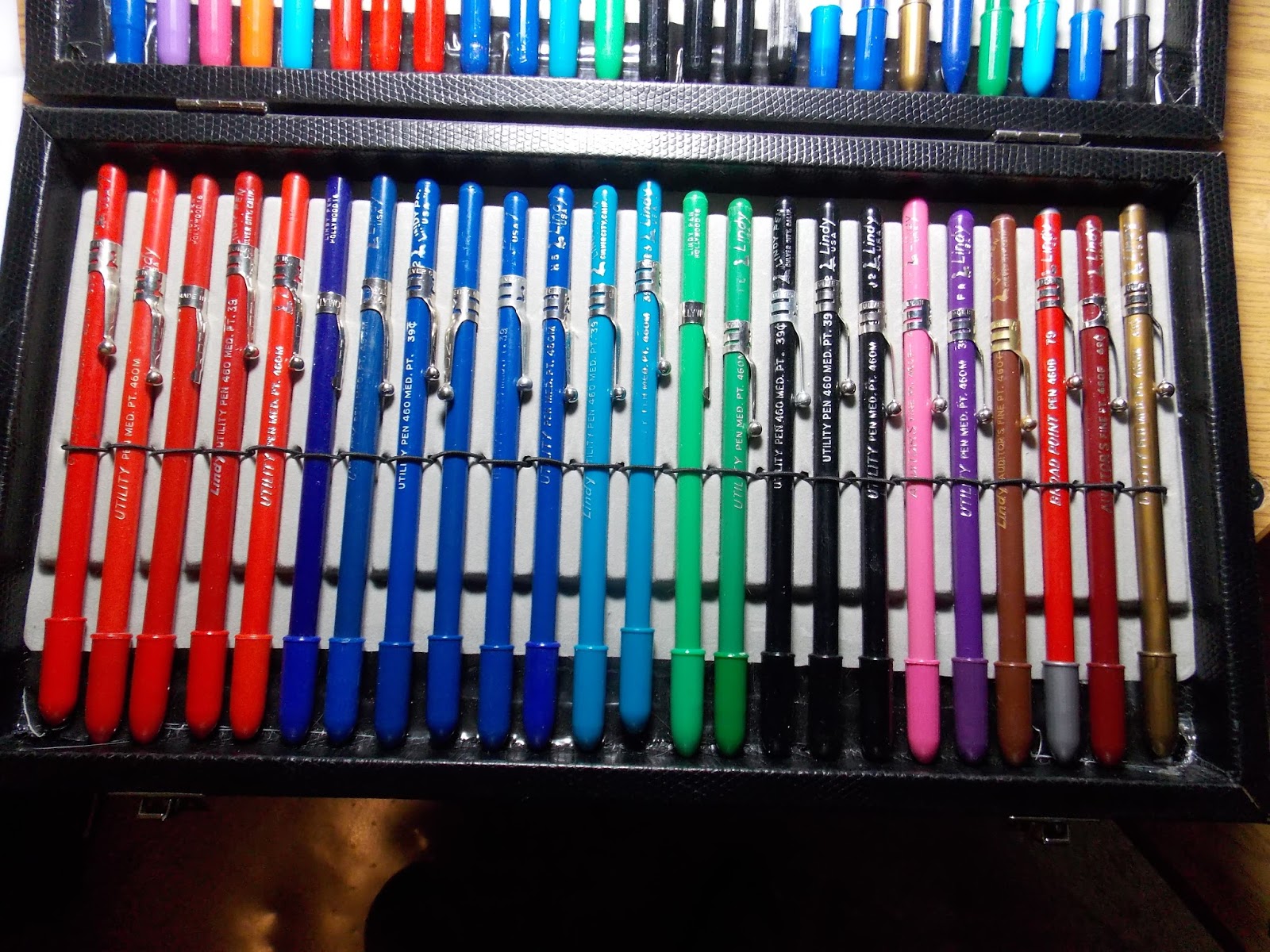 My Supply Room: Lindy Pens