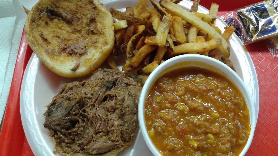 FRIED CHICKEN LIPS: Beaver Creek Biscuit Company and BBQ