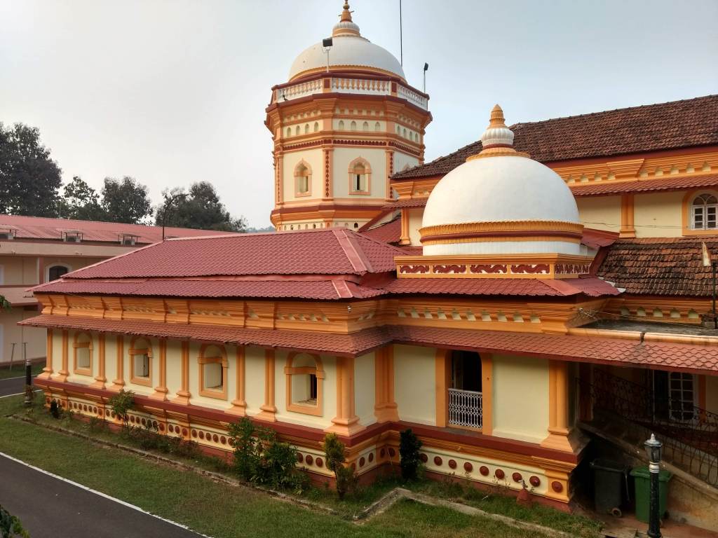 Hindu Temples of India: Ramnathi Temple, Ramnathim, Goa