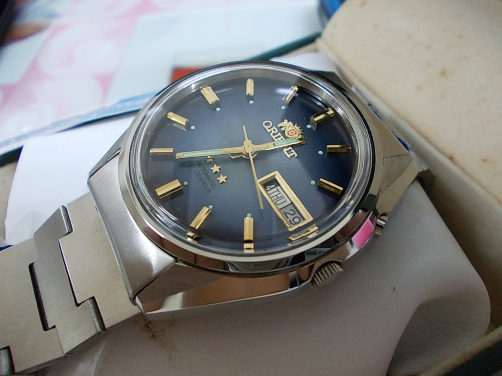 vintage watches: Orient 3 star automatic NOS RM480