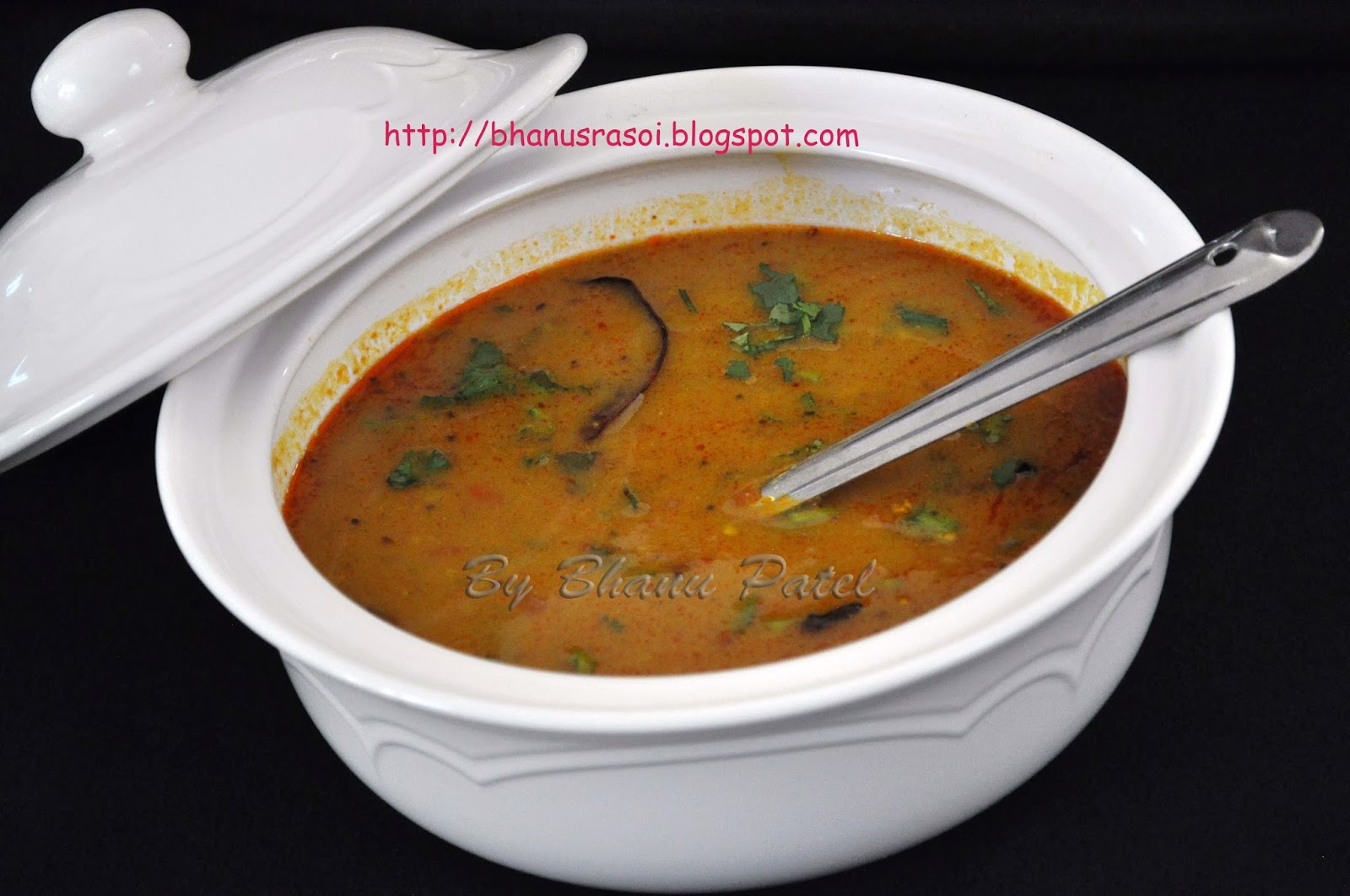 Bhanu's Rasoi-A Little Spice of Heaven: GUJARATI DAL