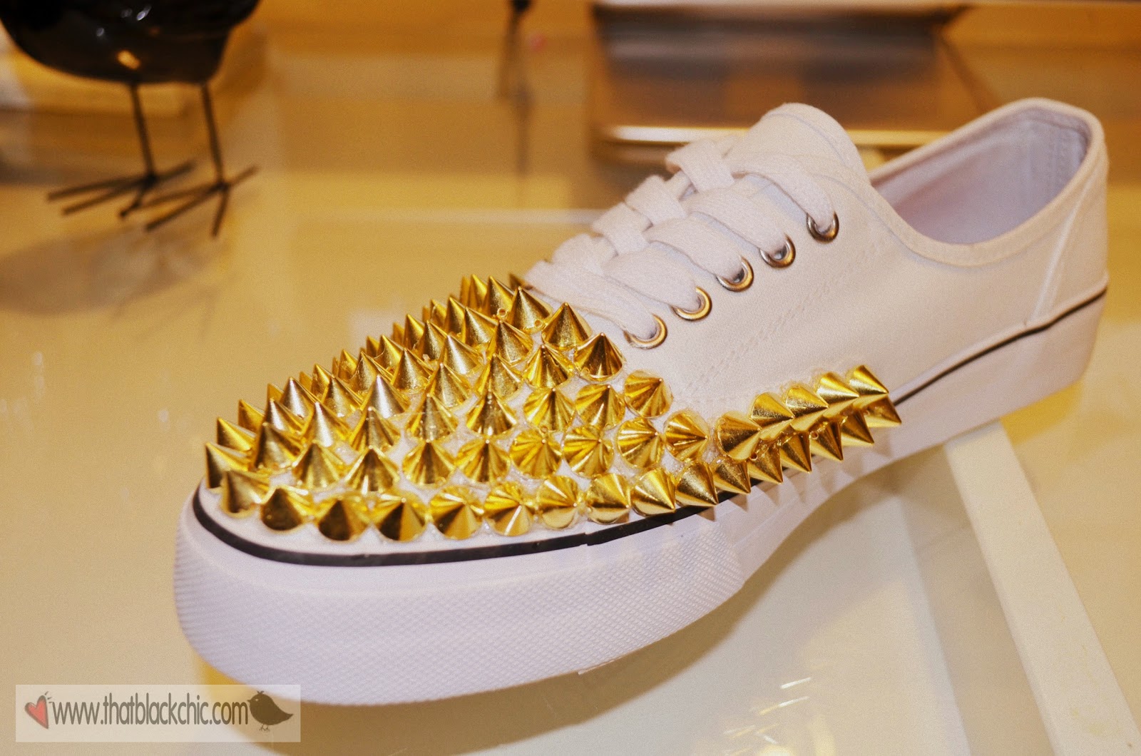 DIY : Sneakers & Studs, I'm all about that STUD life! | That Black Chic