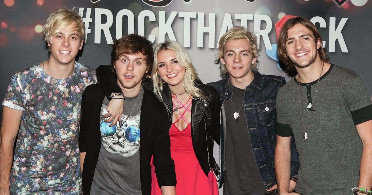 R5 PREMIERES NEW MUSIC VIDEO AT NYC GRAMACY