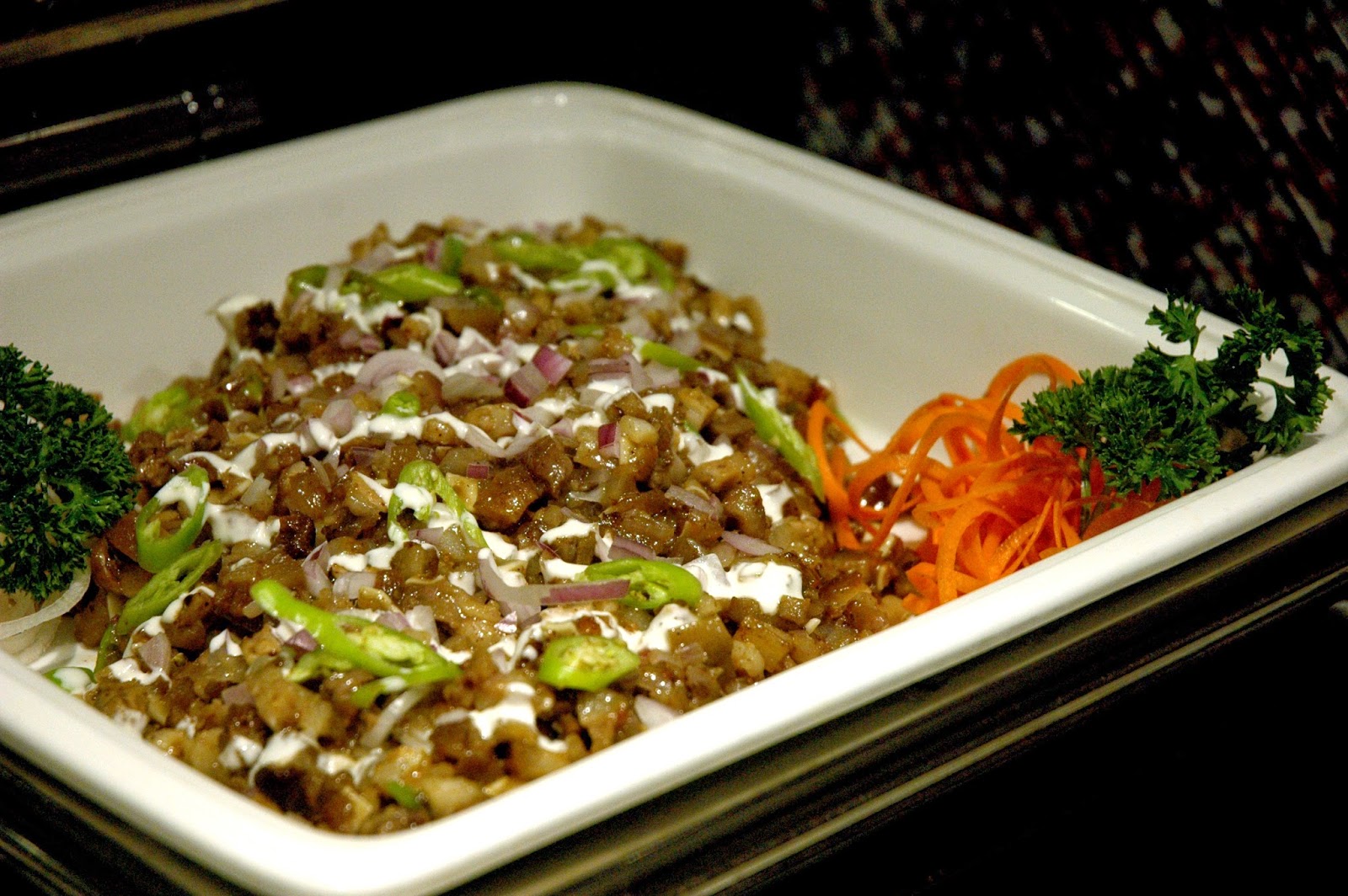 DUDE FOR FOOD: Prepare to Feast at Vikings Megamall