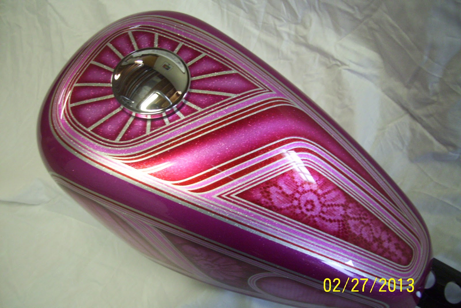 FlameThrowerCustoms: Glittery Pink "Sportster 48" Tank for Amy in Minnesota