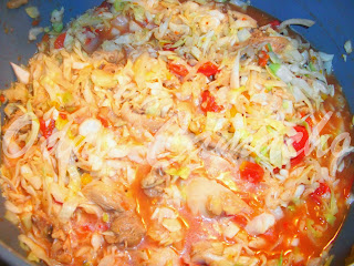 Cooking with love ! : Varza cu pui ( Cabbage and chicken casserole )