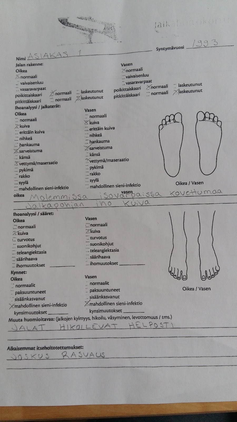 Opiskelua kauneudenhoitoalalla: Jalkojenhoito