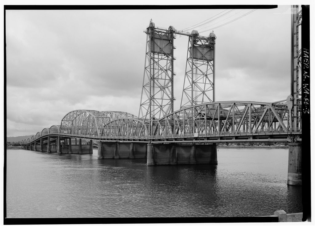 Industrial History: The I-5 Bridges over the Columbia River at Portland ...
