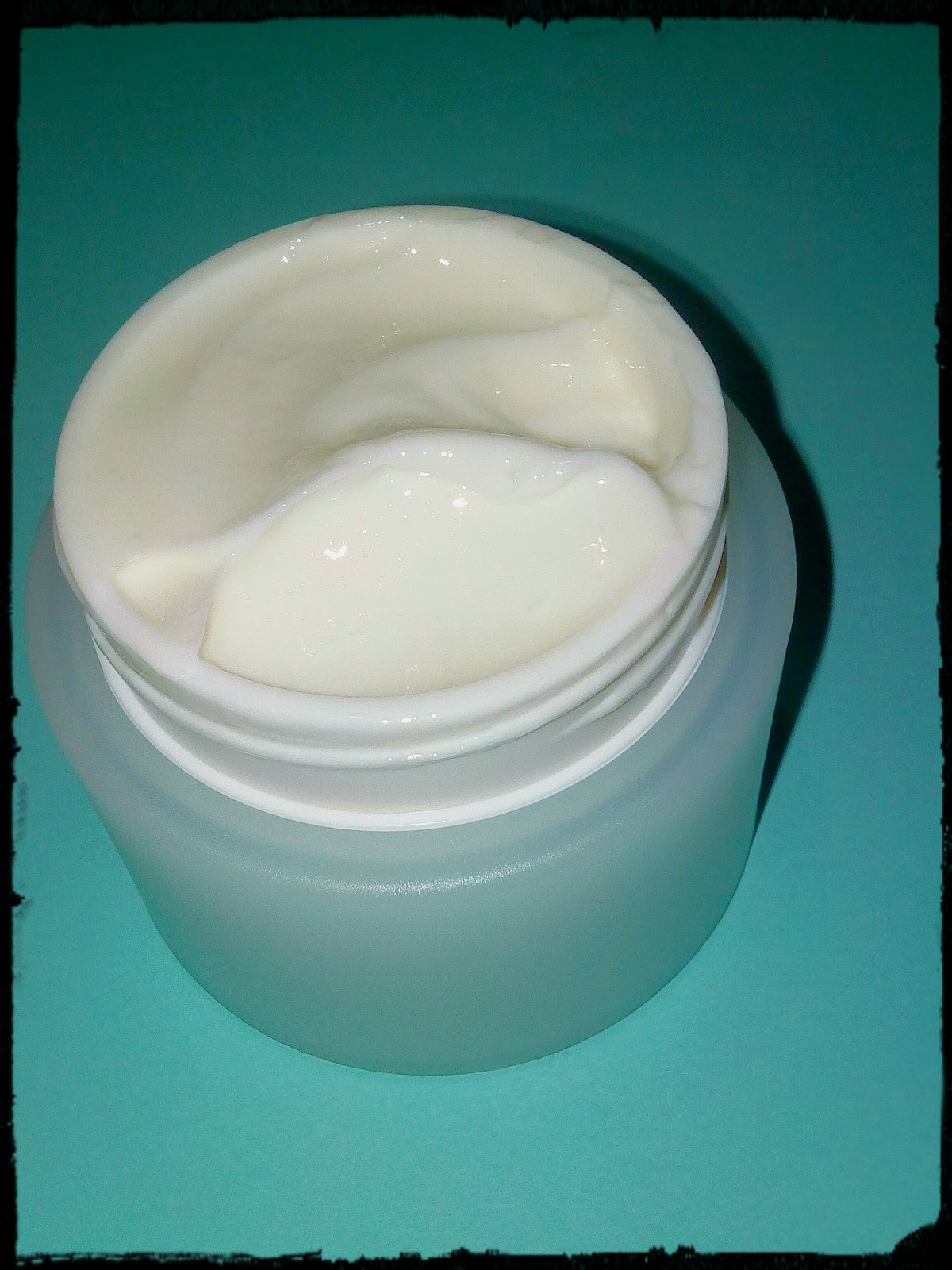 Cosmetteria: Crema idratante con Trealix e Pentavitin