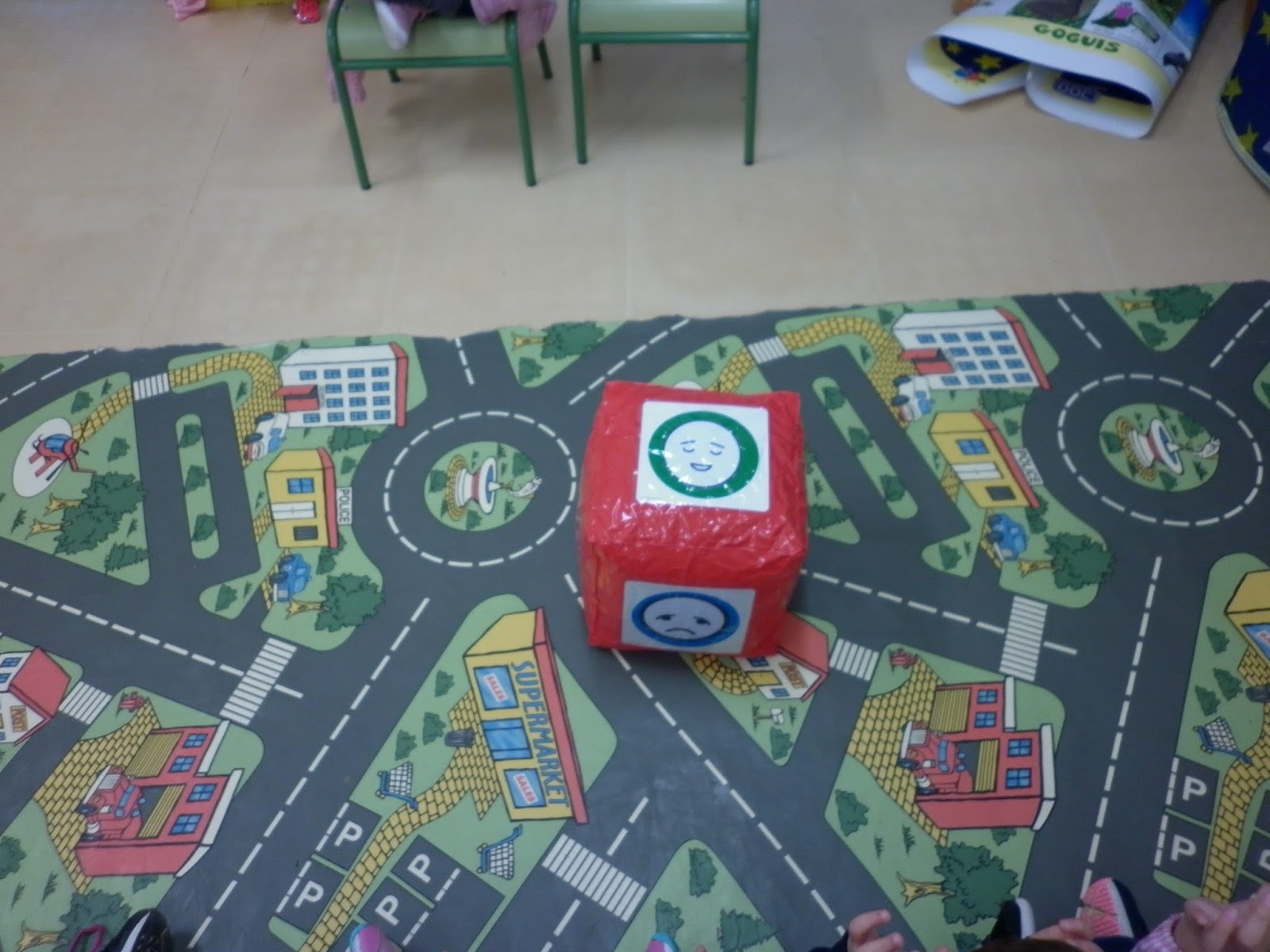 Maestra de infantil: Dado de las emociones
