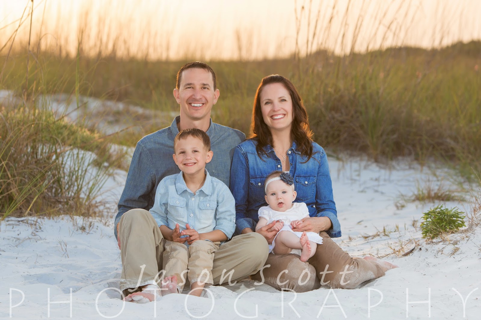Siesta Key Beach Portraits - Flick Family | Jason Scott Photography