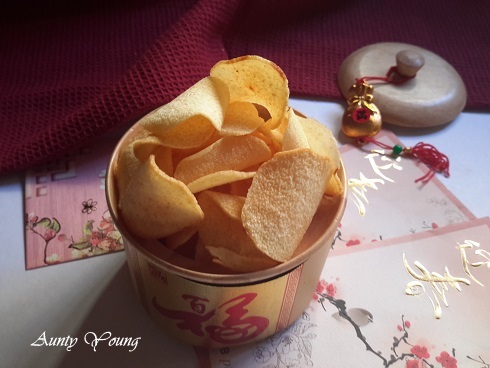 Aunty Young（安迪漾）: 炸芽菇饼(Fried Arrowhead Chips)