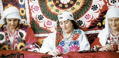 Greek Asia: ISKANDARI PAMIRSKI ~ THE TAJIK TRIBE OF ALEXANDER THE GREAT