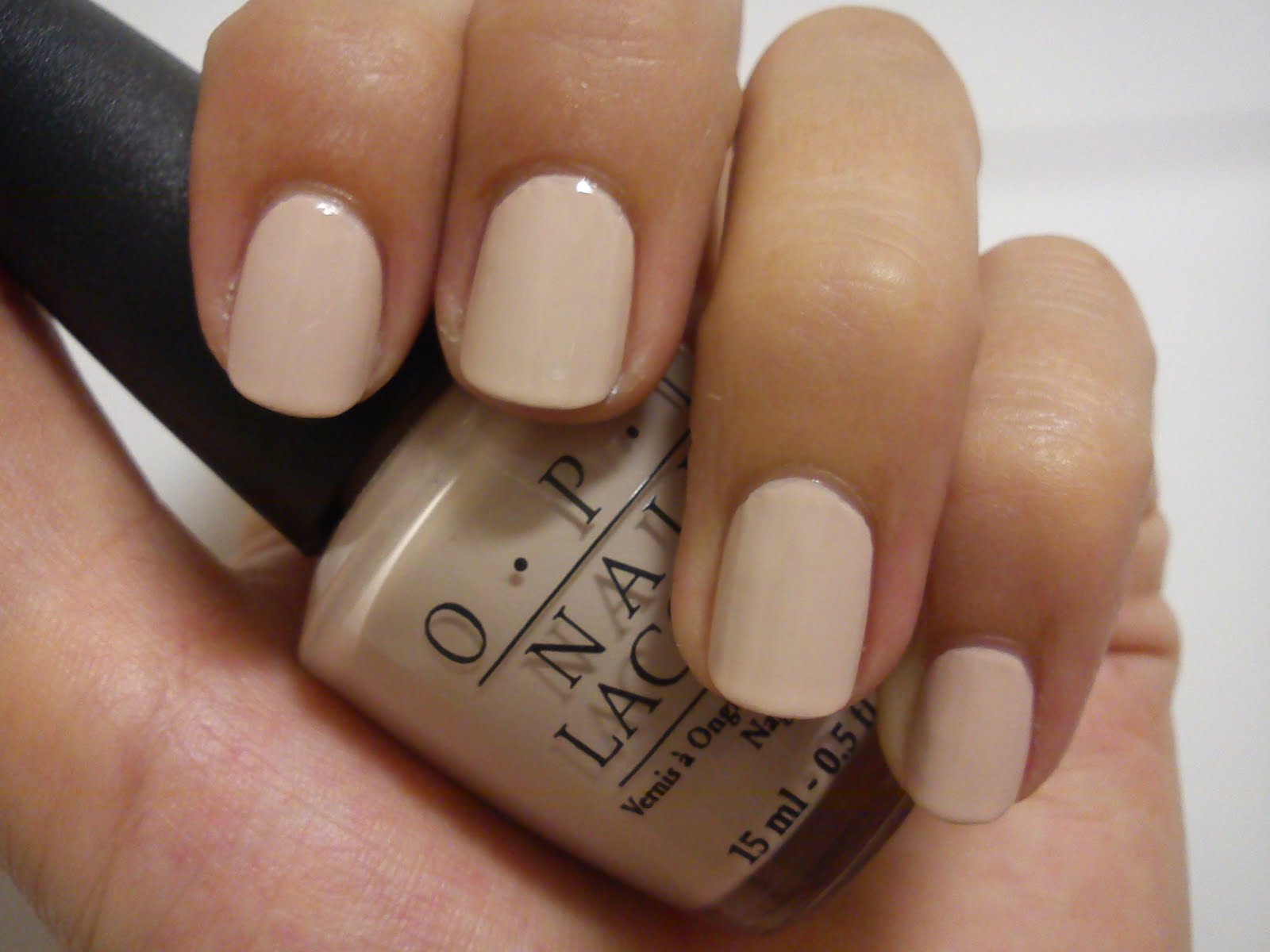 Greeneyespinknails: OPI's Samoan Sand