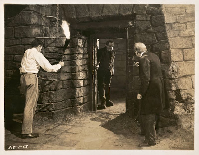 40 Vintage Photos of Boris Karloff as the Monster in “Frankenstein ...