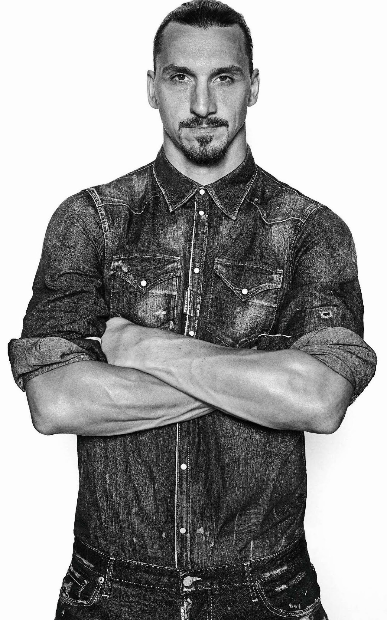 Zlatan lbrahimovic para ICON Magazine Italia por Giampolo Sgura