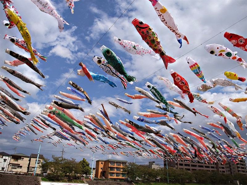 TomoChan Store: Colorful carp banners