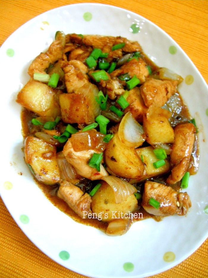 Peng's Kitchen: Bovril Chicken with Potatoes