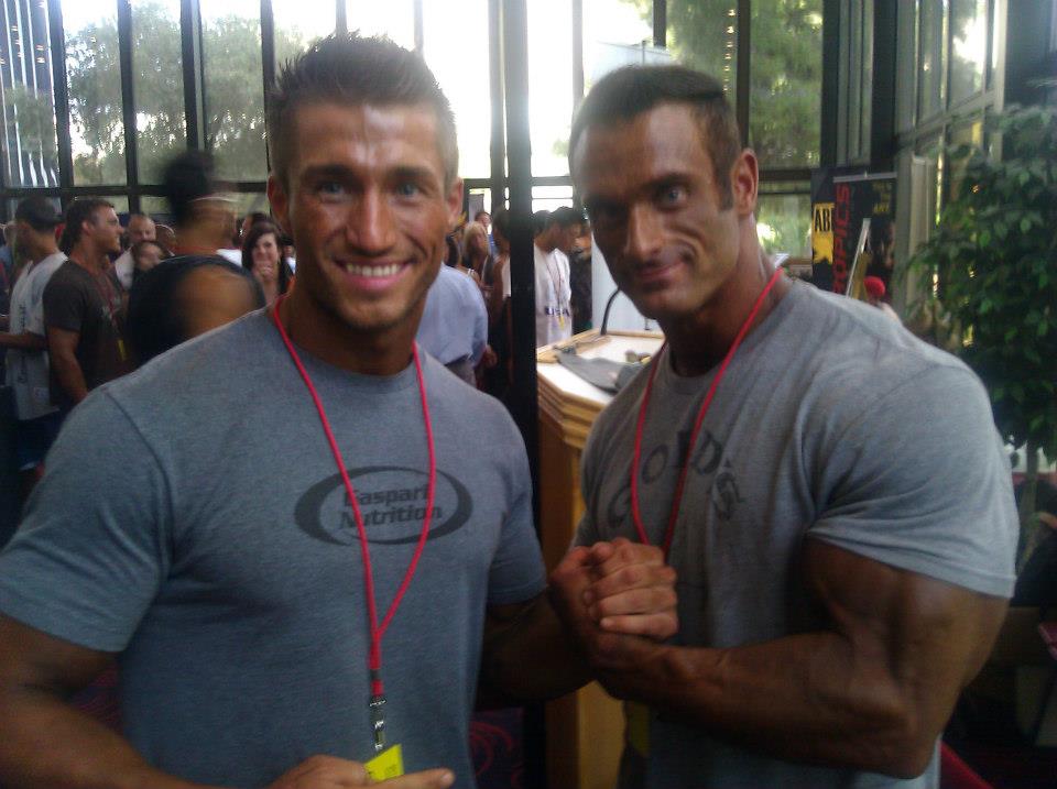 Bodybuilding Junction: Fitness Model Alex Atanasov