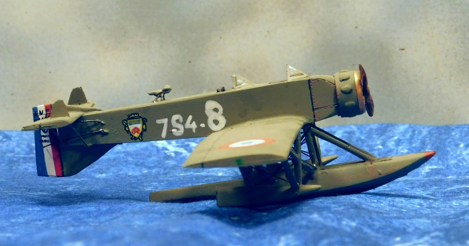 Happyscale-Modellbau: Besson MB.411 - resin 1/72