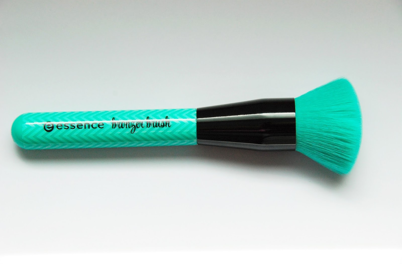 Beautyglace: {Review} Essence - Make me Pretty Pinsel Set