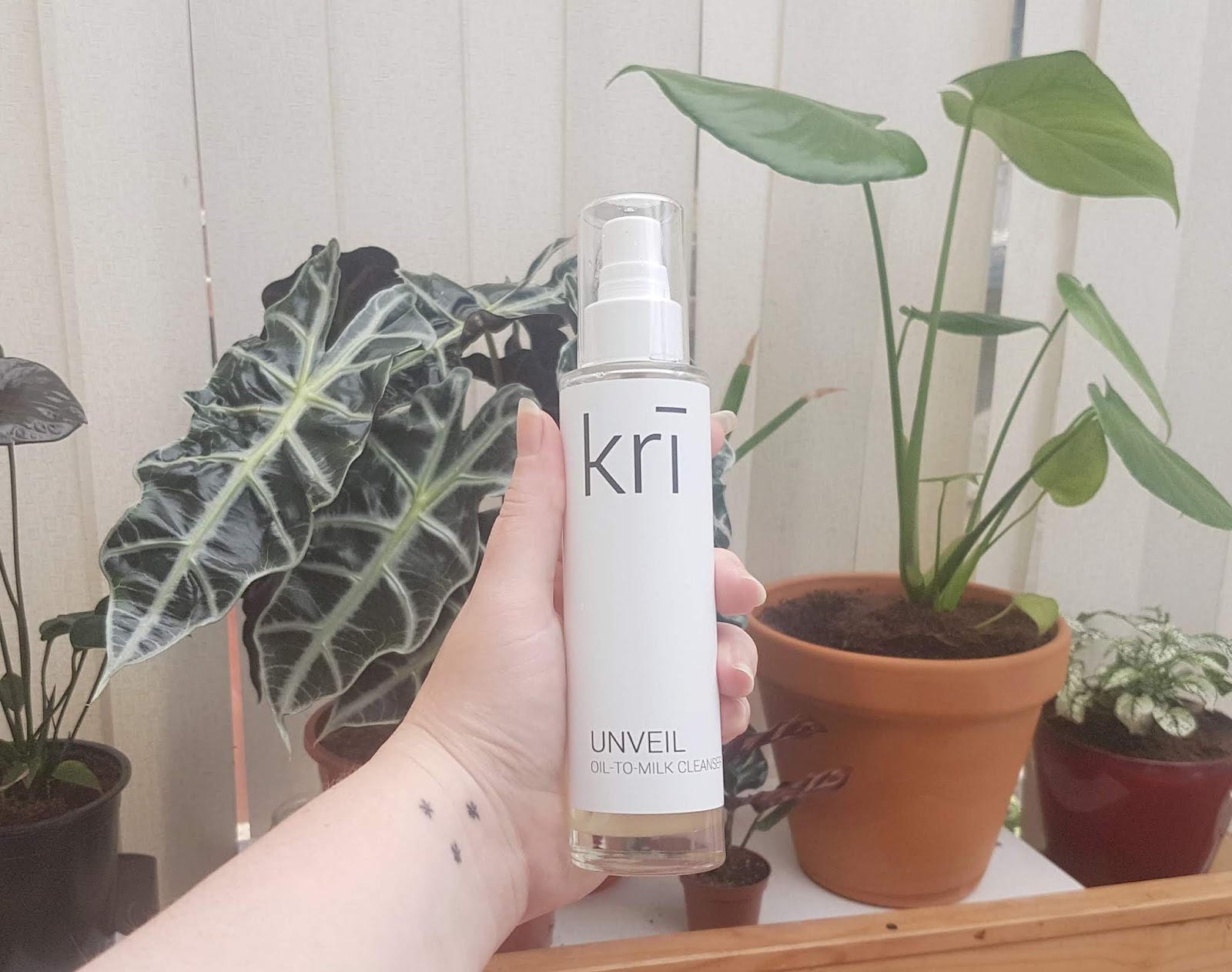 Faff Free Skincare - Kri Unveil Oil-To-Milk Cleanser Review - The ...