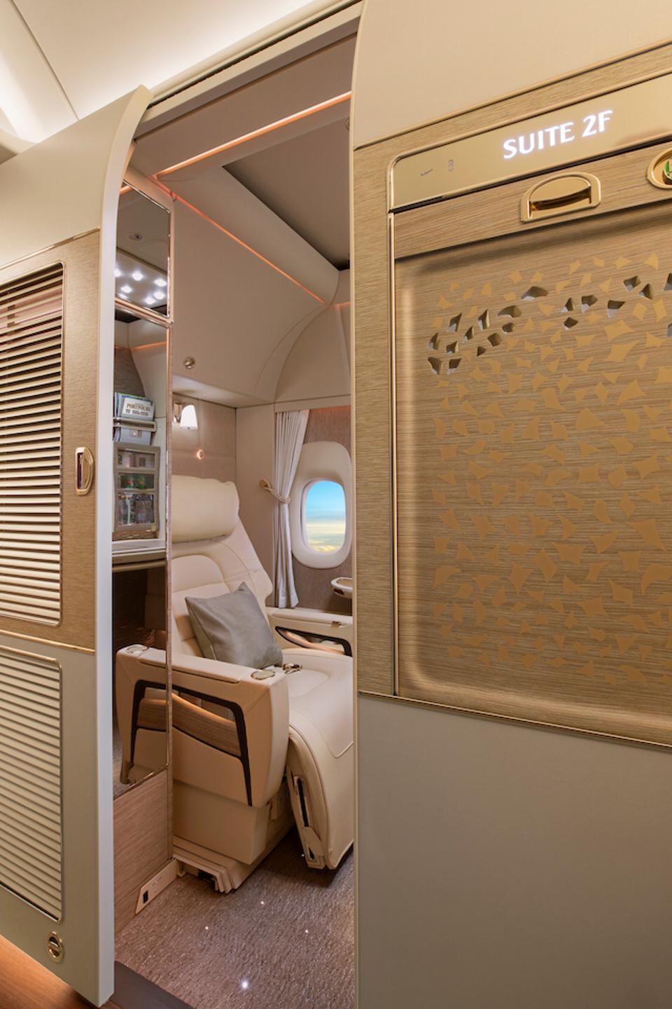 Passion For Luxury : Inside Emirates' Glamorous New First-Class Suites ...