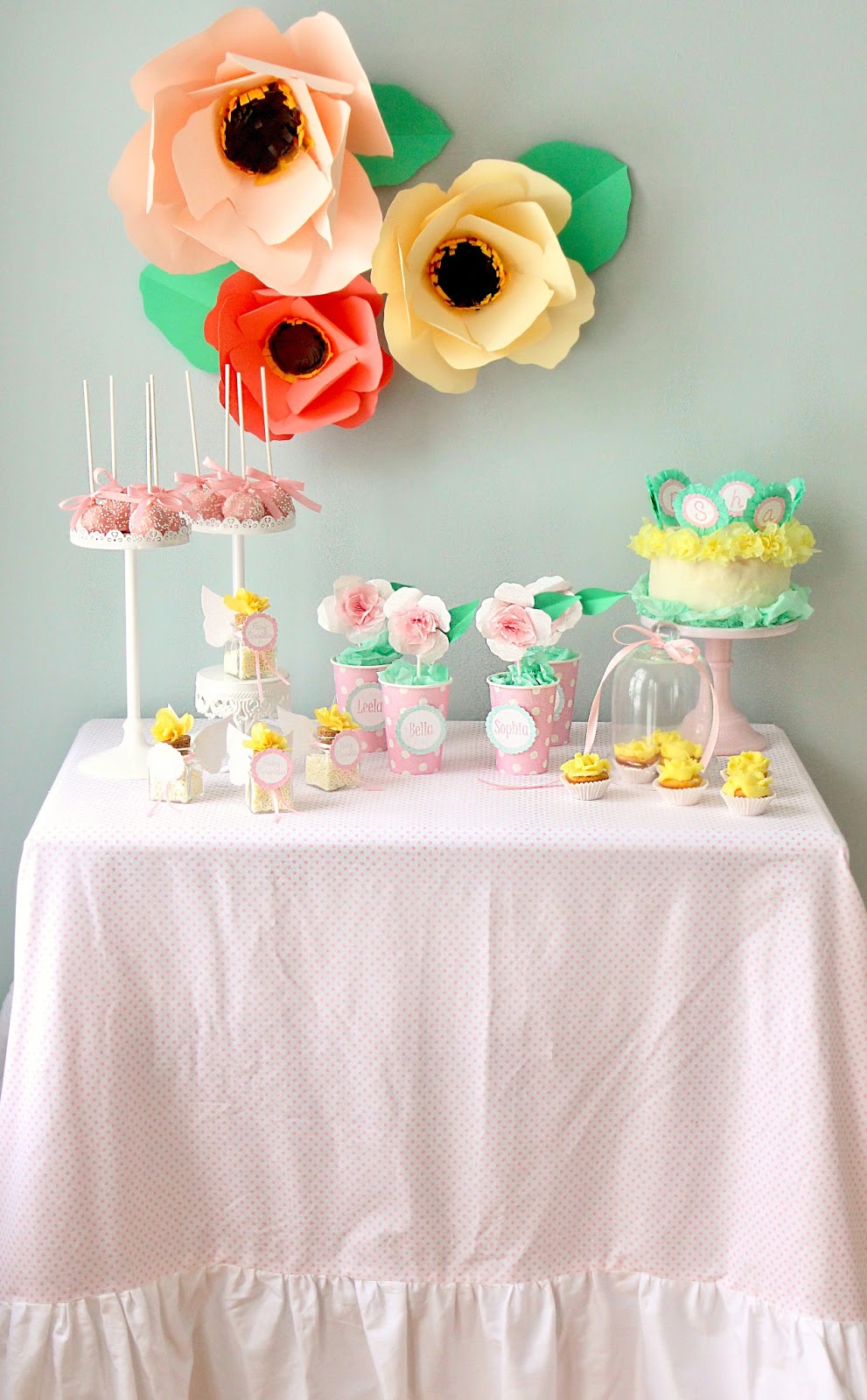 Icing Designs: A Sweet Spring Table