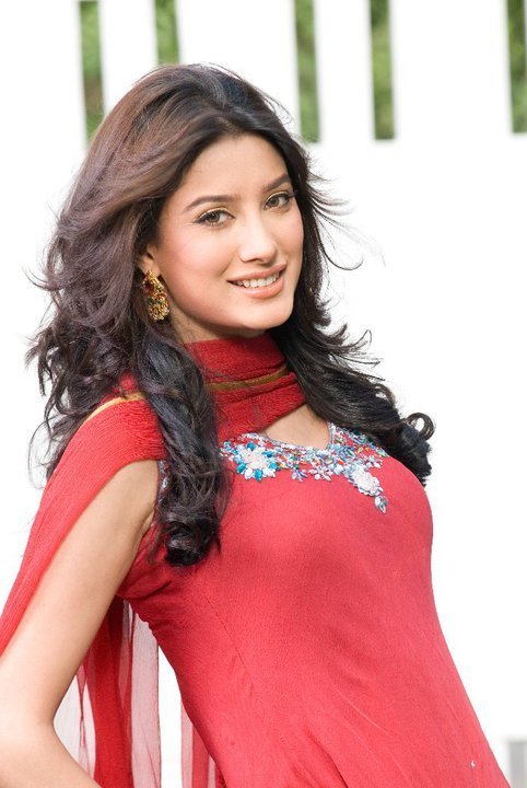 Miss Hot gallery | Mehwish Hayat - Beautiful Photos