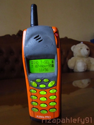 Semua Tentang Handphone Jadul: ericsson r250 dan t39m