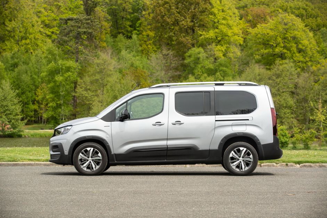 .: Peugeot Rifter 1.5 BlueHDI 130 EAT8 Long 7 plazas - Prueba-Test