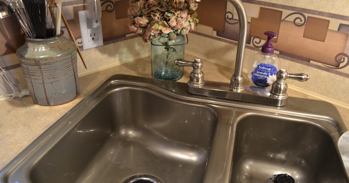 Quantrell Quips: Day 29 of RV Living: Plastic Sinks