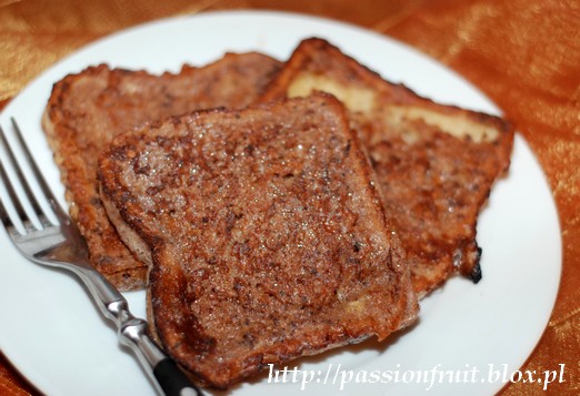 Piernikowe tosty francuskie