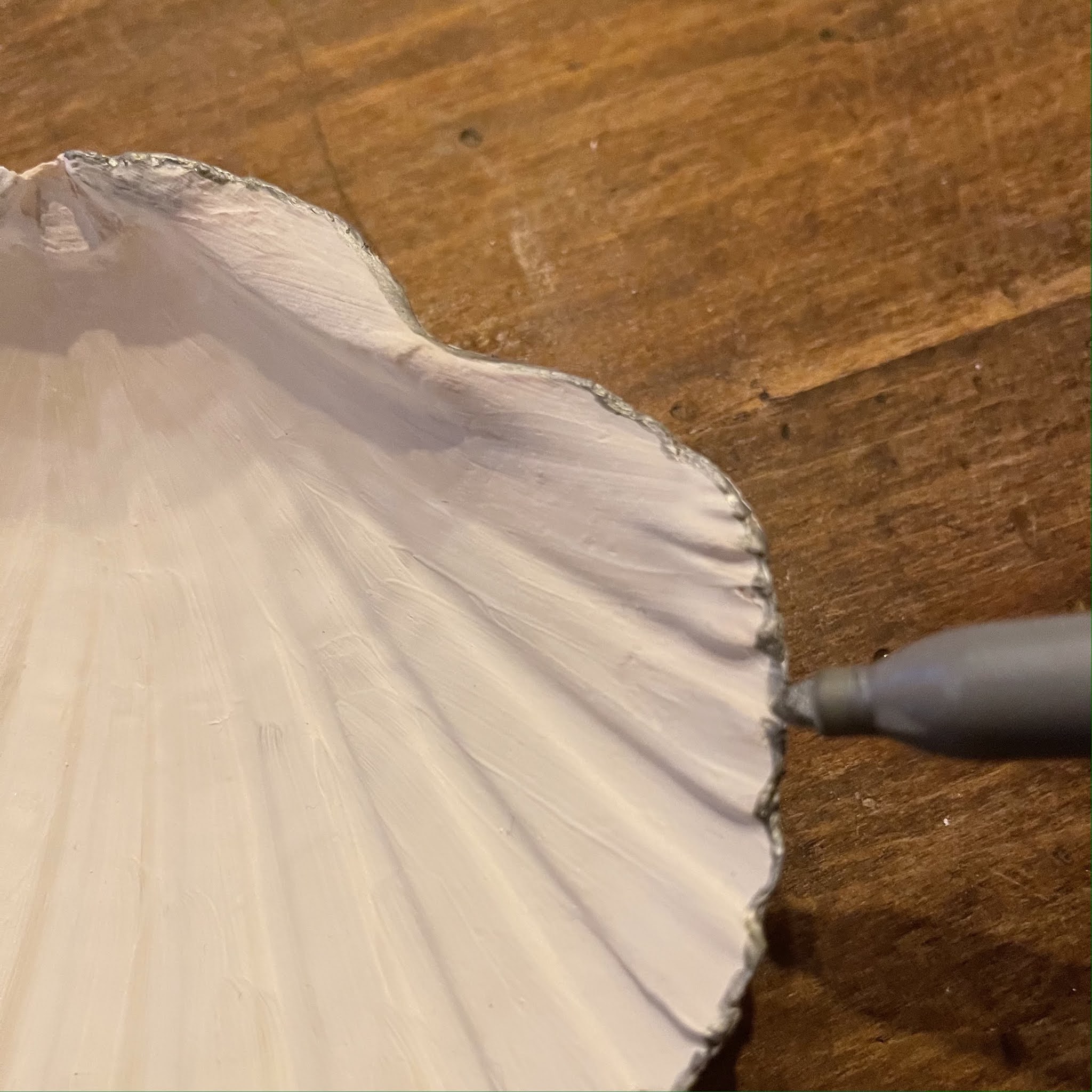 DIY #3 How to decorate scallop shells?