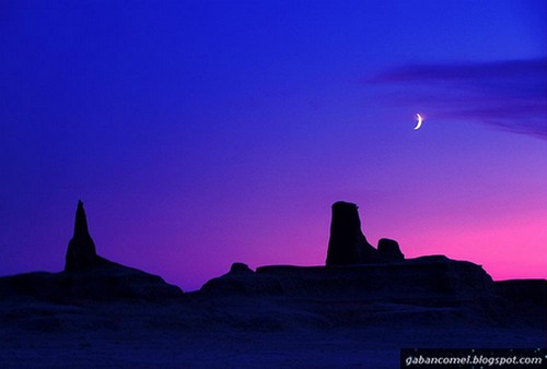 Misteri Padang Pasir di China Digelar Bandar Setan.. ~ zamrispoon