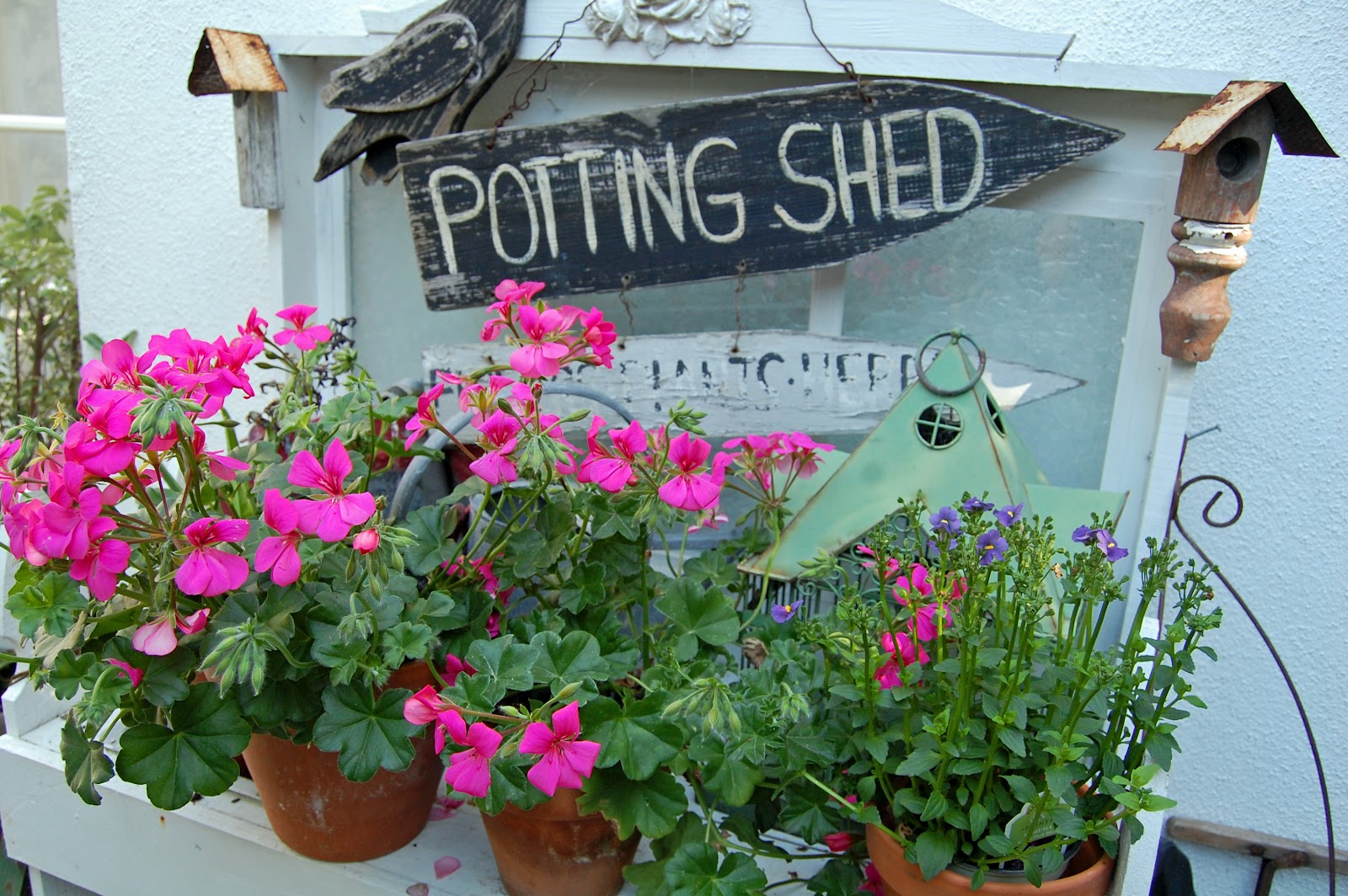 My Painted Garden: Celebrating Spring With Art In The Garden