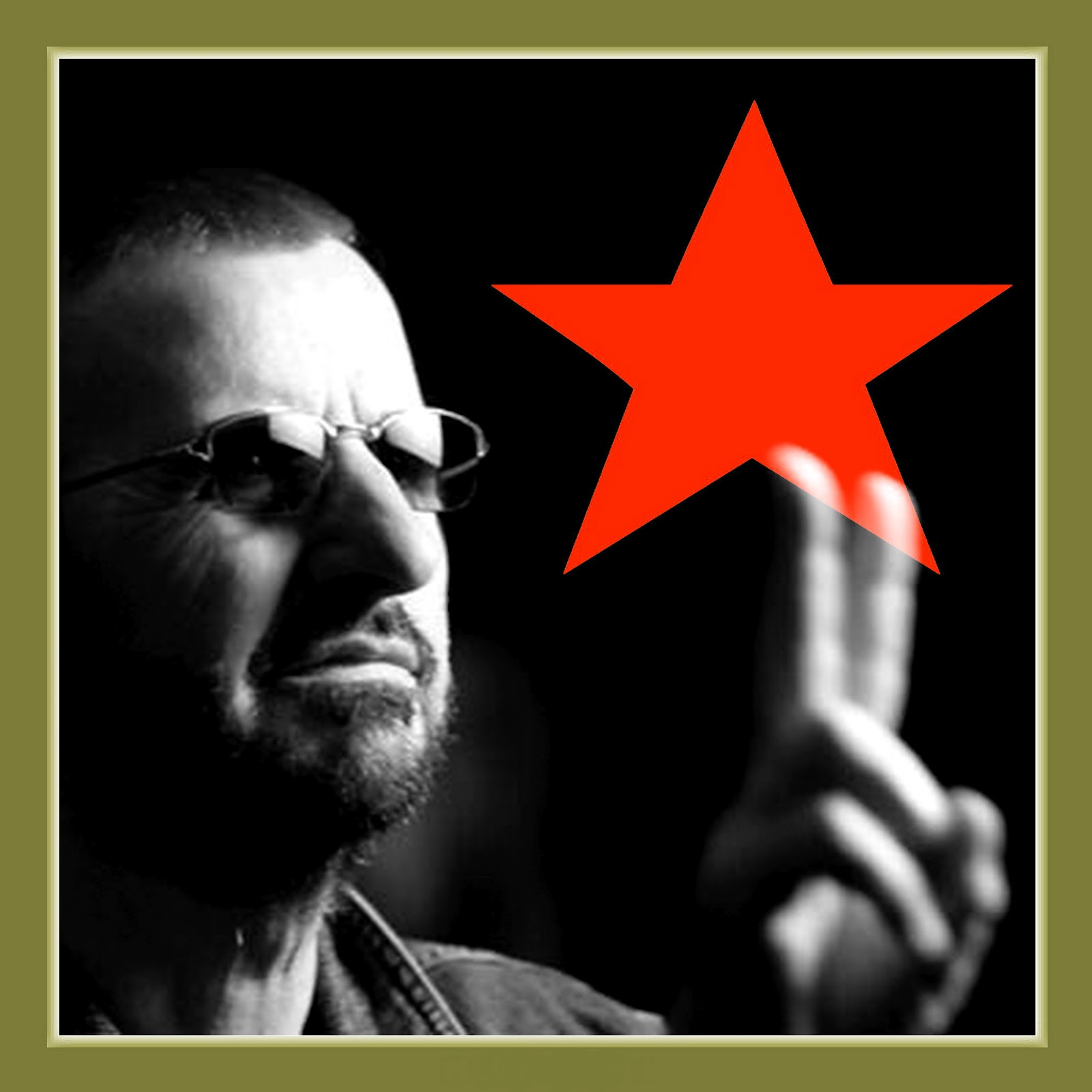 RINGO STARR: PHOTOGRAPH : THE VERY BEST OF RINGO STARR