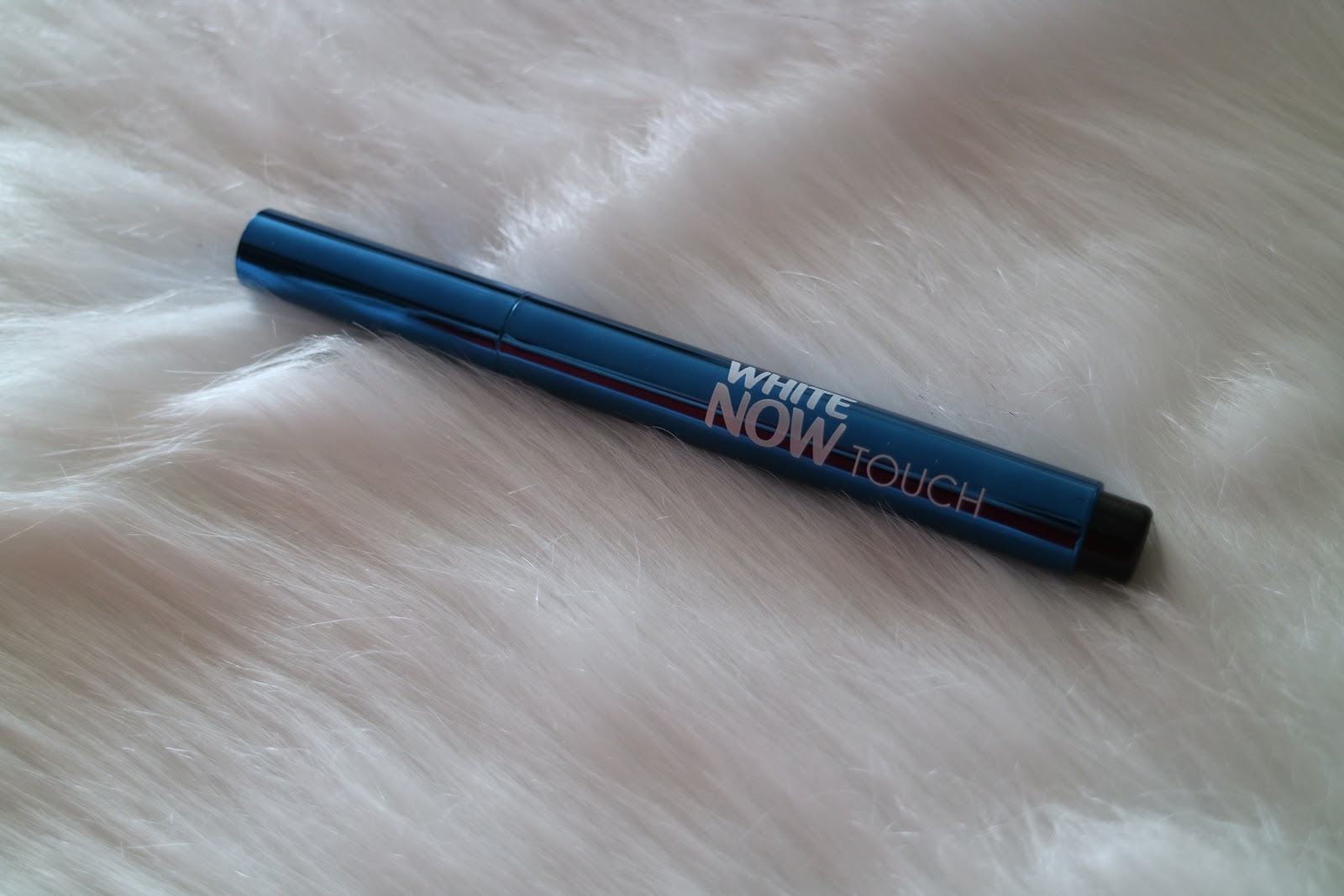 BeautySpot : PERSBERICHT ; REVIEW SIGNAL WHITE NOW TOUCH PEN. | BEAUTYSPOT.