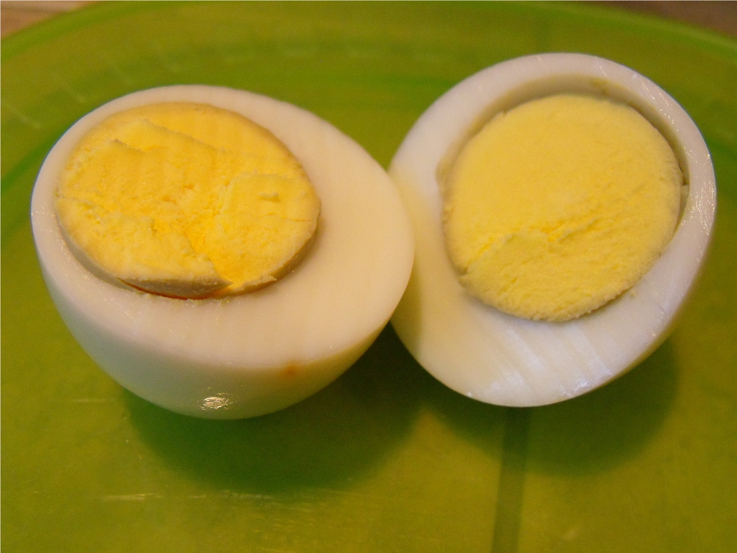 Clever, Crafty, Cookin' Mama: Hard Boiled Eggs - in the OVEN?