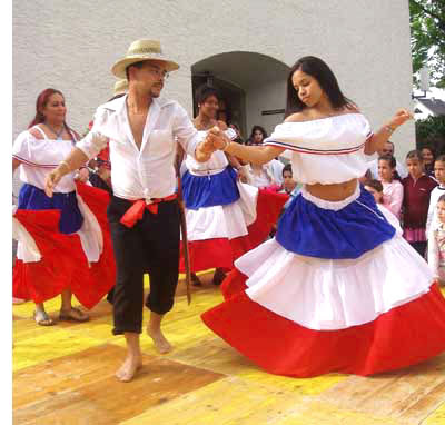 Los Dominicanos