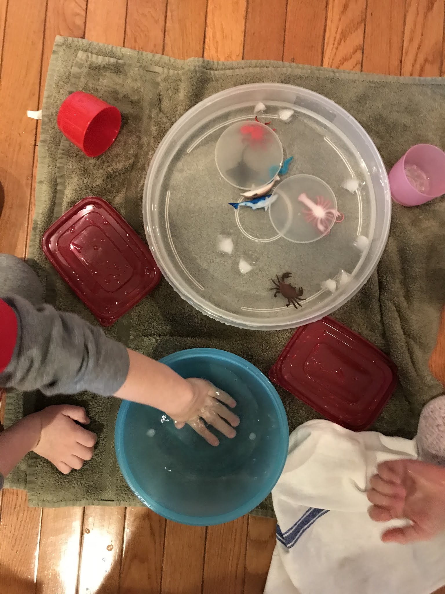 Make Early Learning Fun!: Warm Water Play for Calming Stress Relief