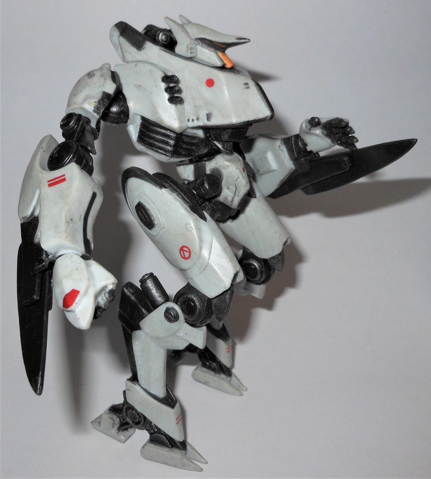 Figuras de Acción A Go-Gó: TACIT RONIN (PACIFIC RIM)