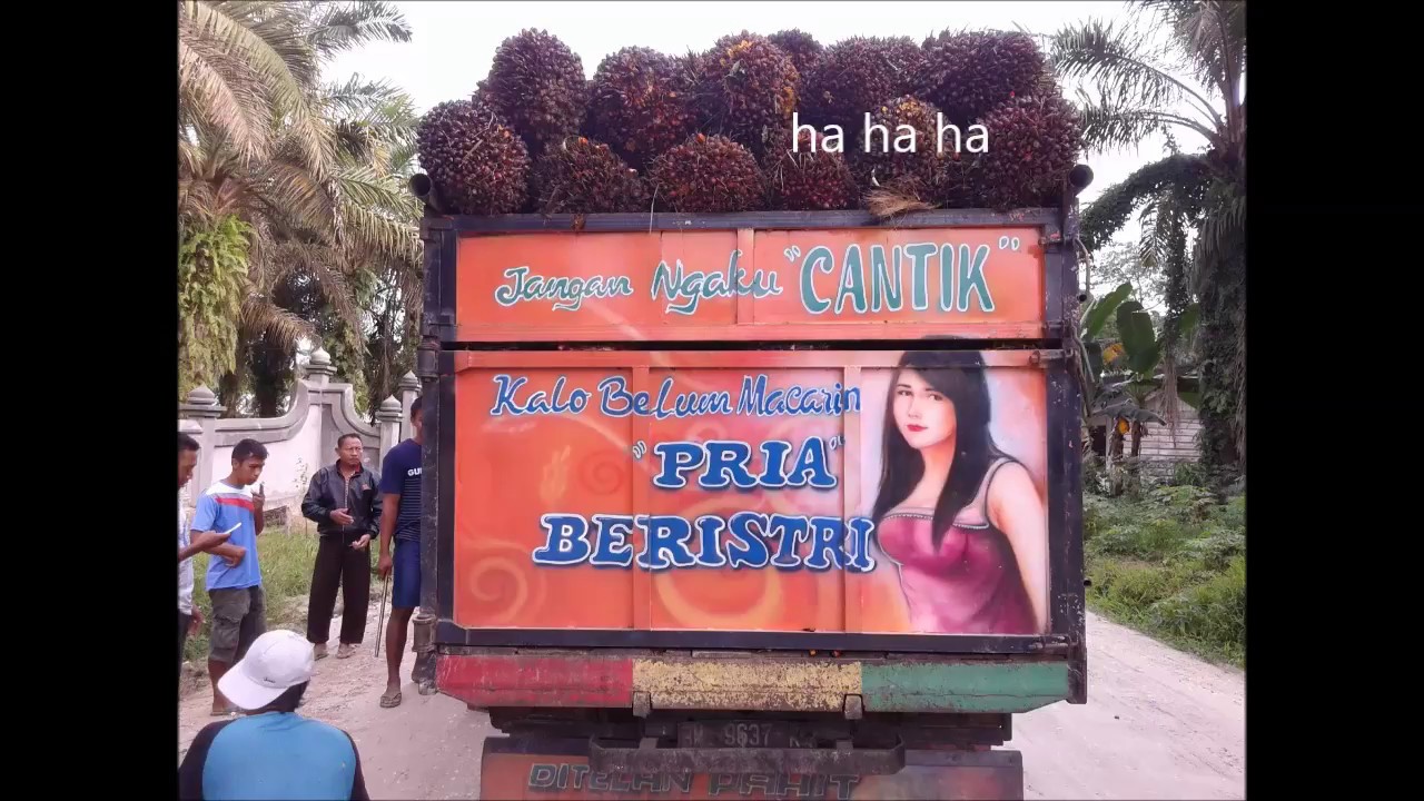 20 Meme Tulisan di Belakang Truk Ini Bikin Ngakak